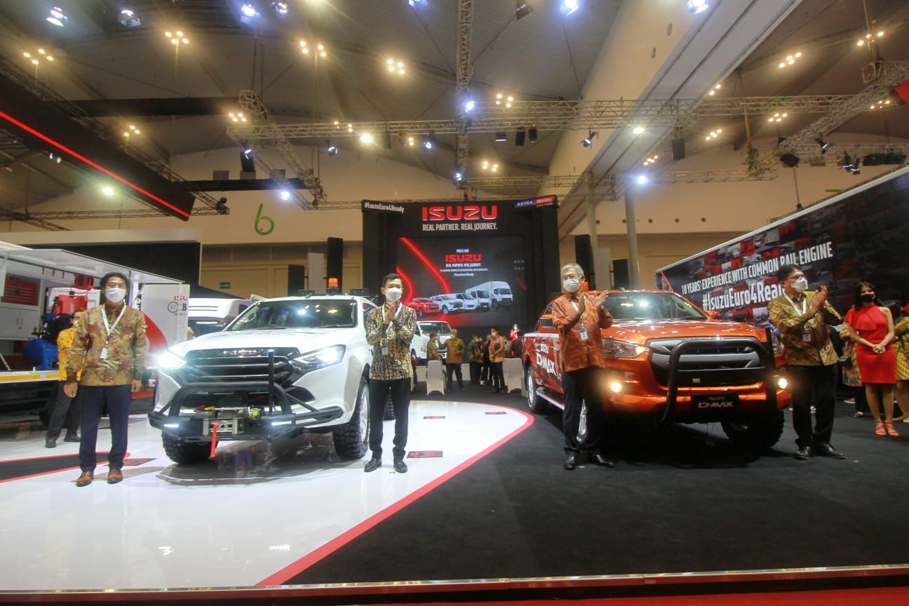 Isuzu Catat Penjualan 459 Unit Selama GIIAS 2021 – Cianjur Ekspres