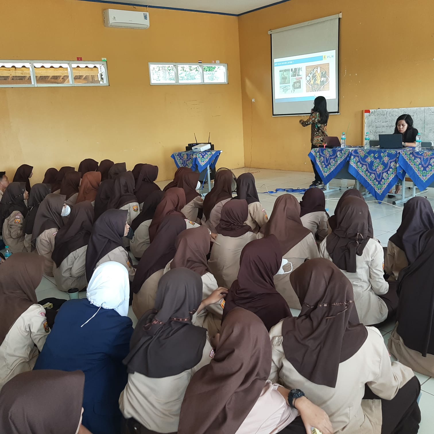 Sosialisasikan Keselamatan Listrik, PLN UP3 Cianjur Gencarkan ‘PIJAR ...
