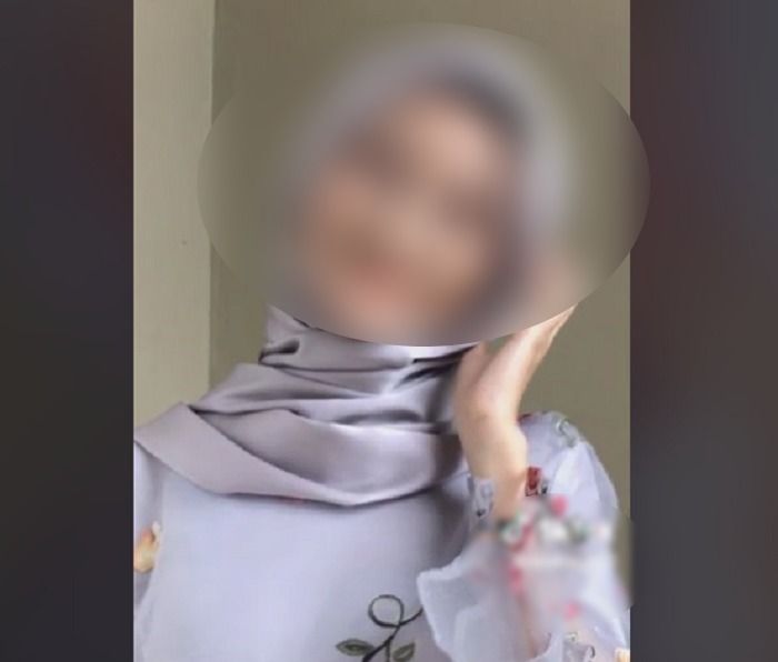 Kathydi Perempuan Berjilbab dan Kacamata Bikin Heboh Warganet – Cianjur Ekspres