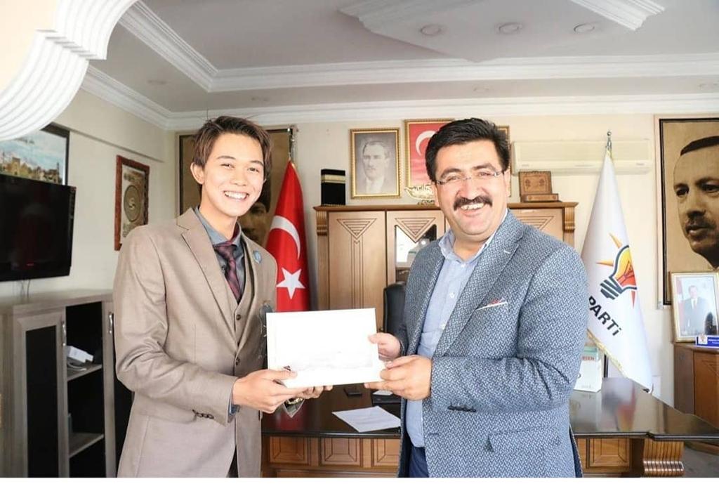 Kisah Edwin Sean, Sukses Jadi Direktur Utama di Usia 20 Tahun – Cianjur ...