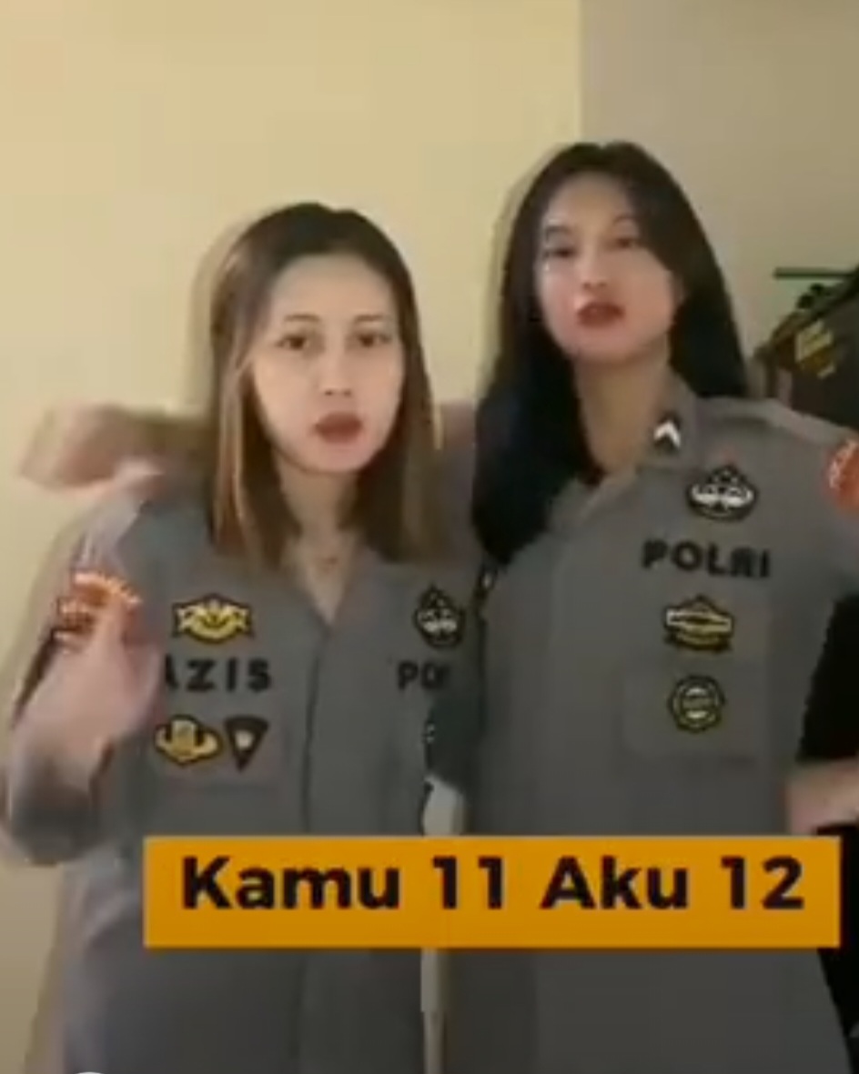 2 Wanita Joget ‘Tanpa Celana’ Pakai Seragam Polisi – Cianjur Ekspres