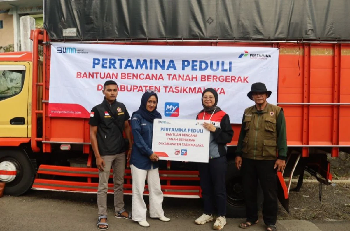 Pertamina Patra Niaga Regional JBB Salurkan Bantuan untuk Korban Tanah Bergerak di Kabupaten ...
