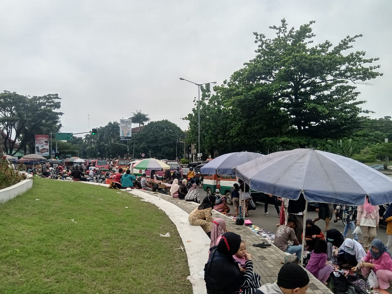 Mau Belanja Sambil Rekreasi? Yuk, ke Pasar Kaget Monju – jabarekspres.com