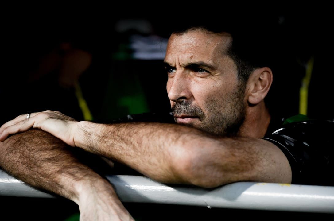 Usai 20 Tahun Berkelana, Bak Anak Hilang, Buffon Bakal Balik ke Parma ...