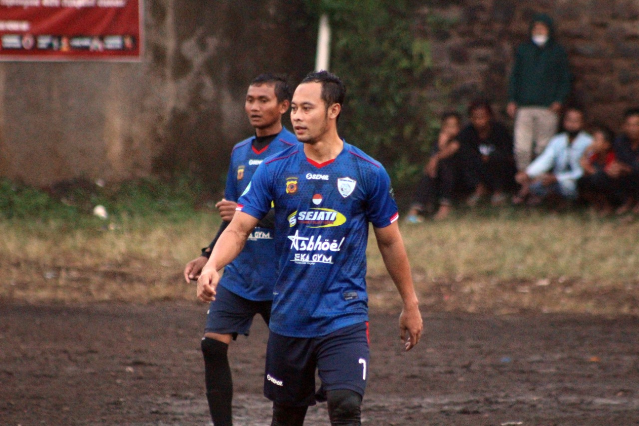Rindu Lapangan Bola, Atep Turut Ambil Bagian Pada Laga Persahabatan di ...
