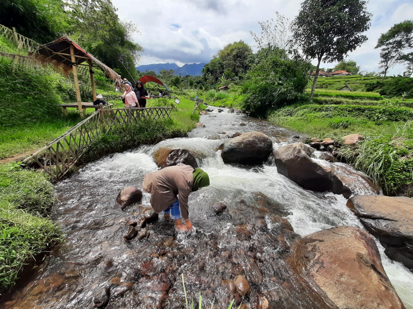 Pengembangan Desa Wisata Baros Dibangun Dari Hasil UMKM – jabarekspres.com