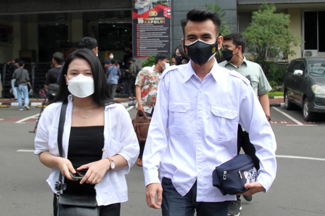 Adam Deni Ajukan Penangguhan Penahanan, Sang Ibunda jadi Penjamin ...