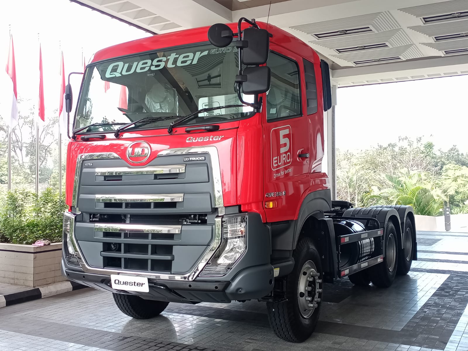 UD Trucks Quester Euro5 Sambut Berlakunya Regulasi Kendaraan Diesel – jabarekspres.com