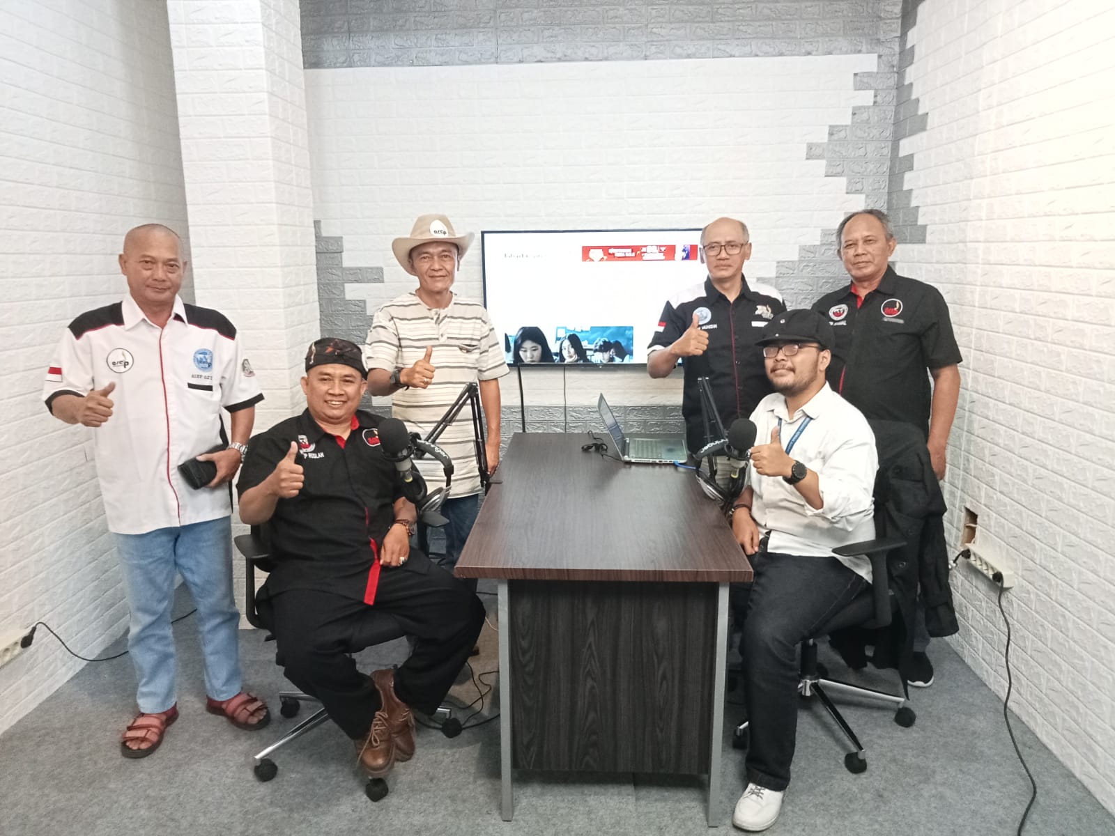 Konferensi Asep Asep, Ambisi Menyatukan Pemilik Nama Asep dari Penjuru ...