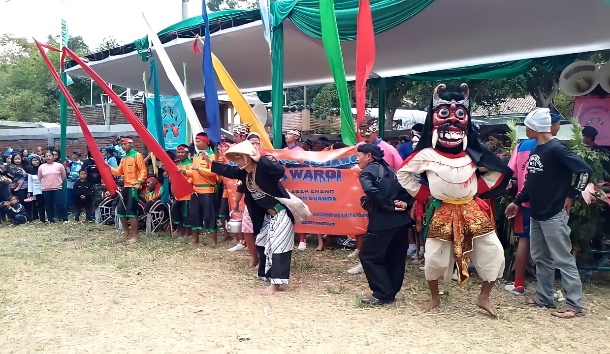 Perdana Digelar Dalam Sejarah, Festival Seni Benjang Kabupaten Bandung ...