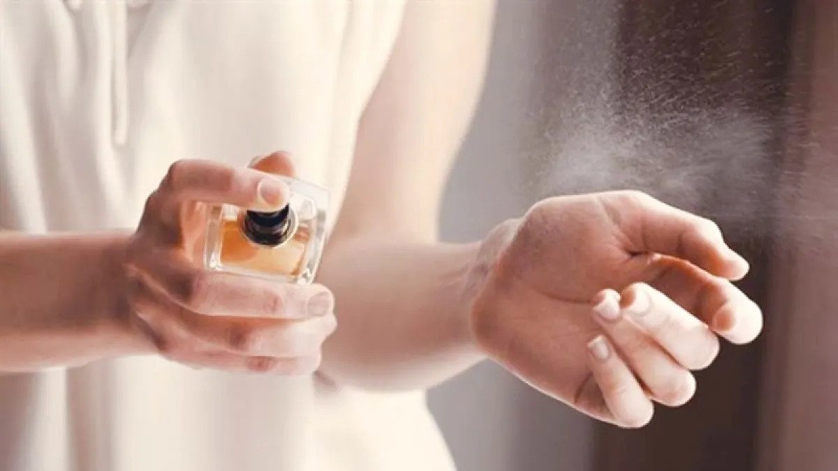 Wangi Parfum Bisa Menunjukkan Kepribadian Orang, Kamu yang Mana ...