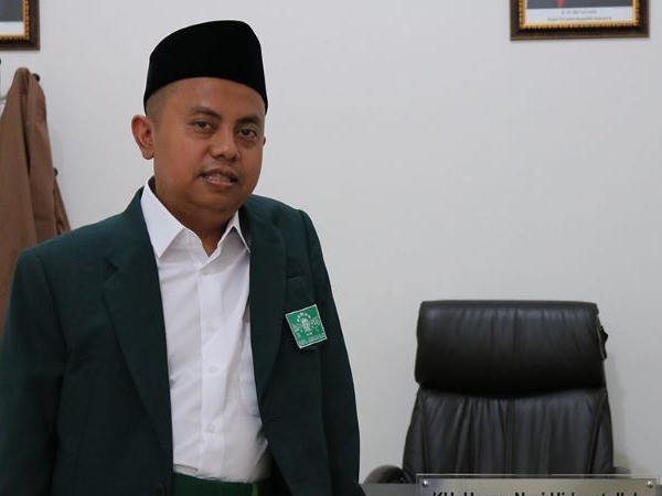 Kampus Keren! Tiga Profesor Ini Bergabung dengan Uninus Bandung ...