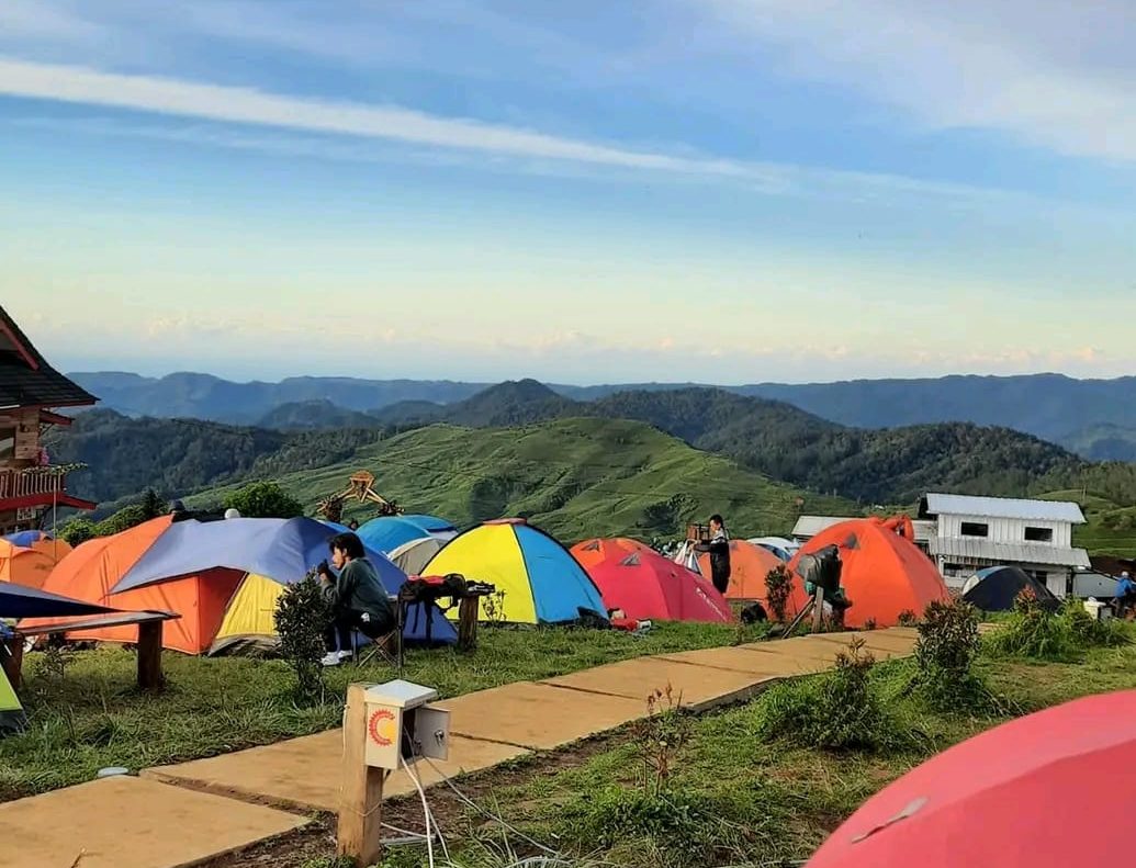 11 Rekomendasi Tempat Camping di Bandung Tiket Masuk RP 10 Ribuan untuk Rayakan Tahun Baru ...