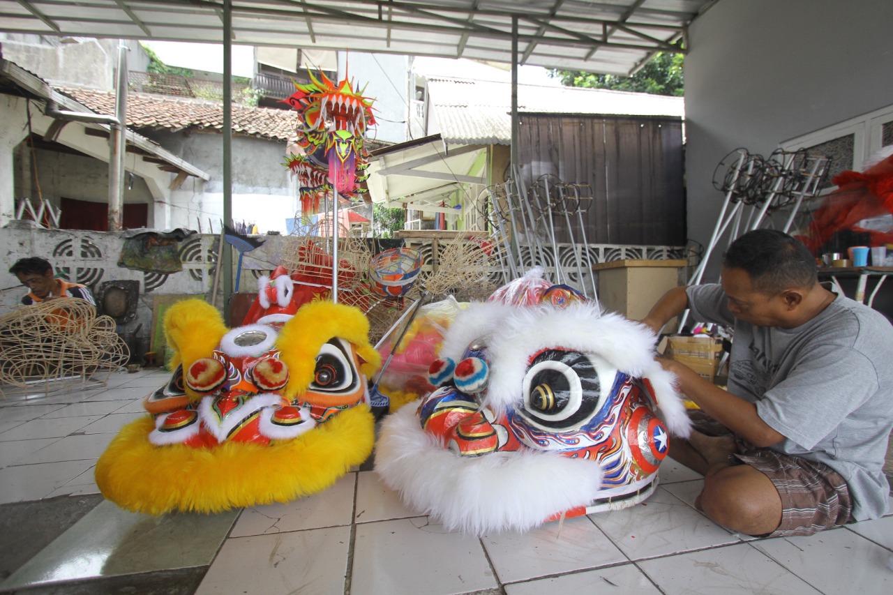 Menyambut Imlek, Pesanan Barongsai dan Liong Meroket, Ini Alasannya ...