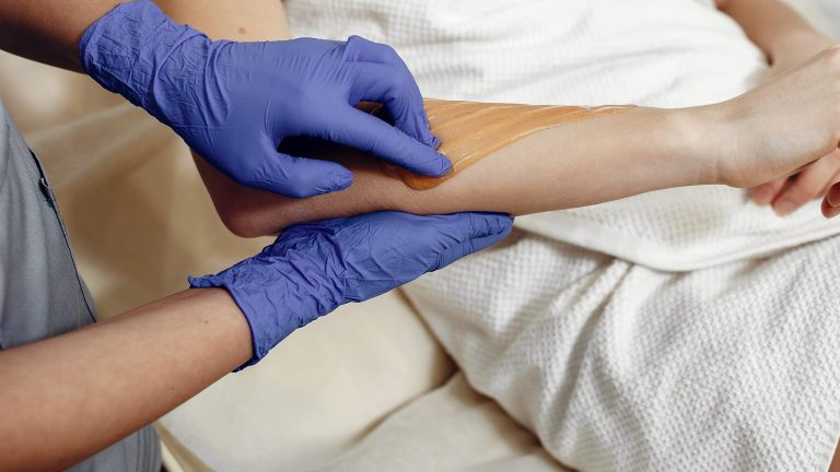 2 Cara Mudah Waxing di Rumah, Tanpa Sakit! – jabarekspres.com