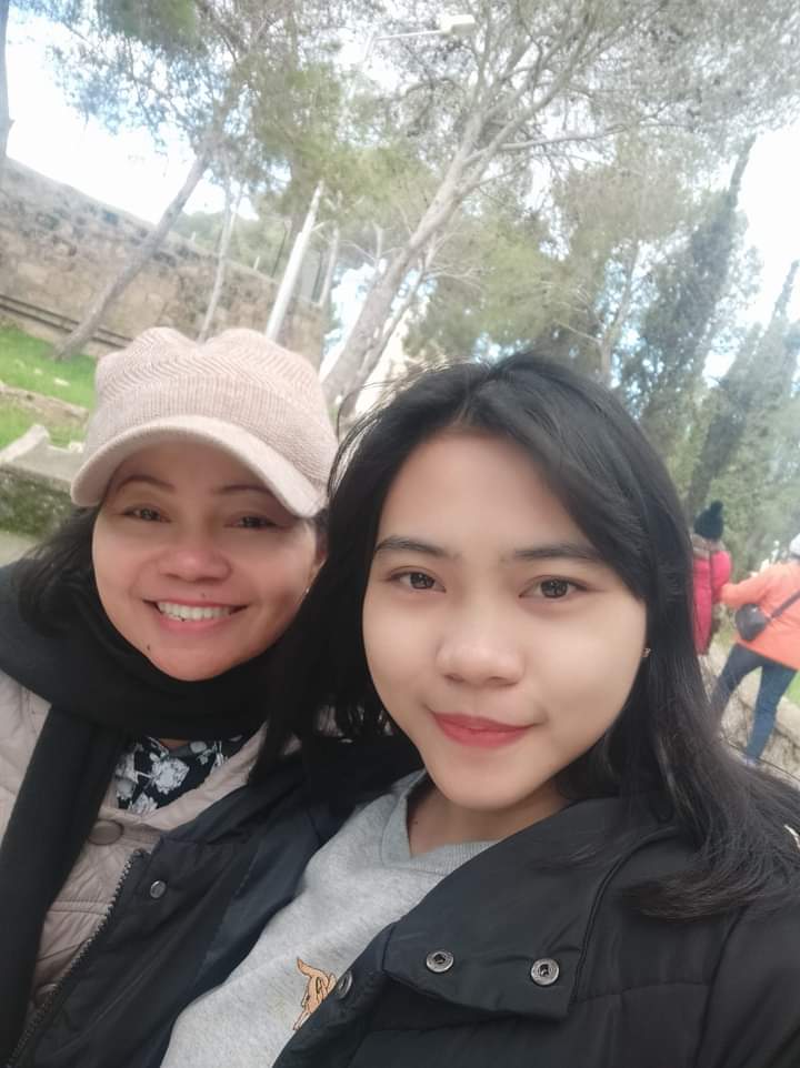 Dosen Cantik Unibi Ditemukan Tewas Gantung Diri di Apartemen ...