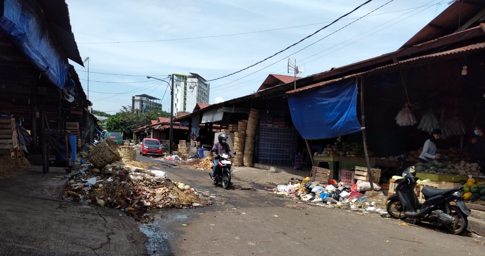DLHK Kota Bandung Lepas Tangan Soal Sampah Pasar Gedebage – jabarekspres.com