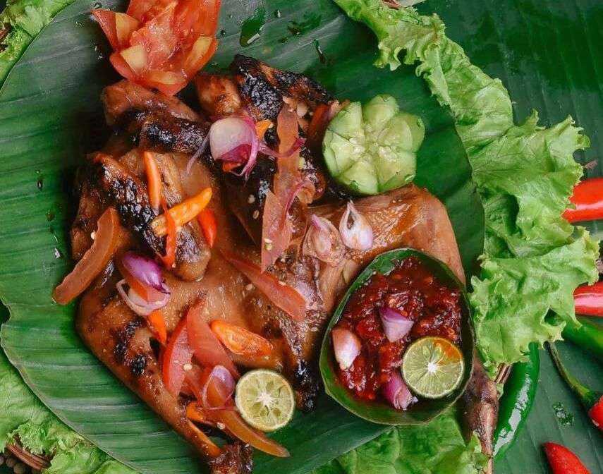 3 Restoran Sunda di Bandung yang Wajib Dikunjungi Bersama Keluarga ...