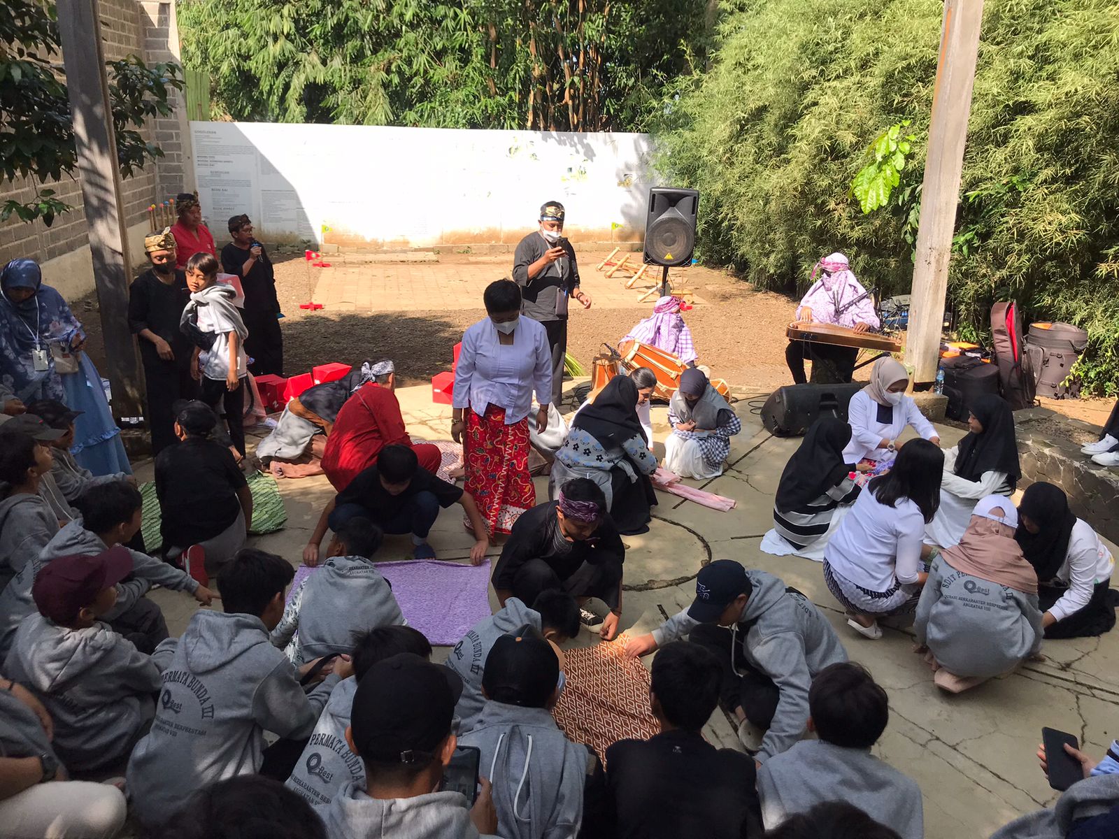 Lestarikan Permainan Tradisional Bersama Komunitas Hong – jabarekspres.com