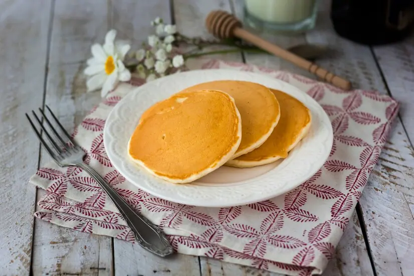 Ide Sarapan Mudah, Ini Dia Resep dan Cara Membuat Pancake ...