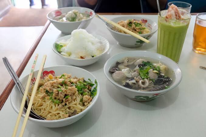 5 Kuliner Bandung yang Wajib Kamu Coba! – jabarekspres.com