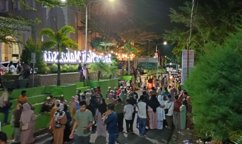 Introduction of Jeneponto Pilgrims to The Sudiang Hajj Dormitory ...