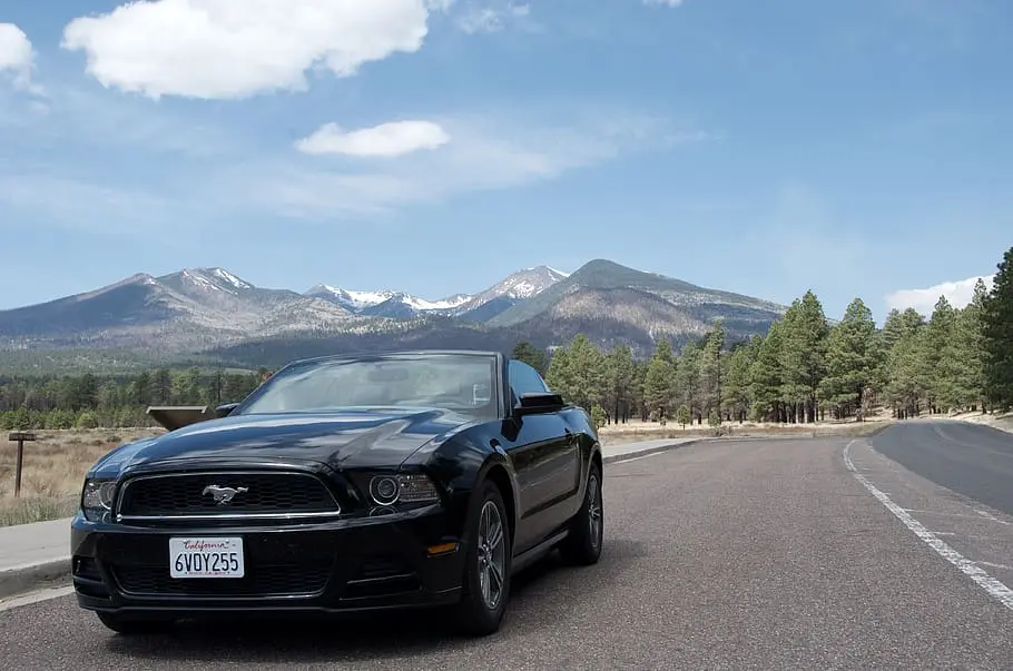 Ford Mustang, Mobil Legendaris yang Layak Mendapatkan Tempat di Garasi ...