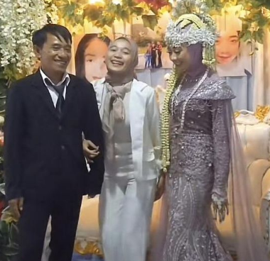 Gadis Bandung, Nikahi Ayah Sahabatnya, Beda Usia 33 Tahun – jabarekspres.com