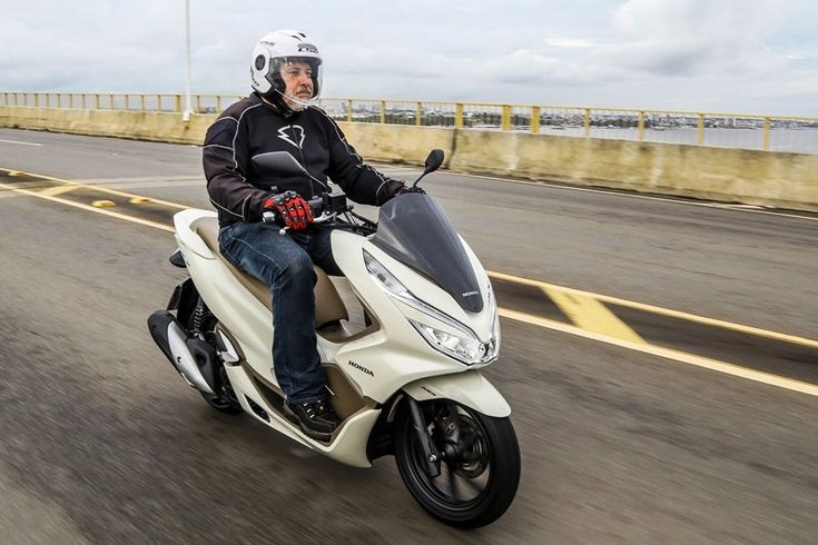 Honda PCX 175 Terbaru Bakal Mengancam Dominasi Ninja Matic dan Nmax ...