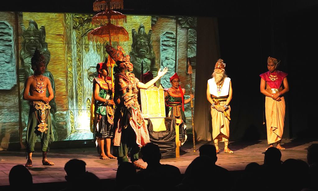 Angkat Cerita Rakyat Bali, Teater Keliling Pentaskan Musikal Calon ...