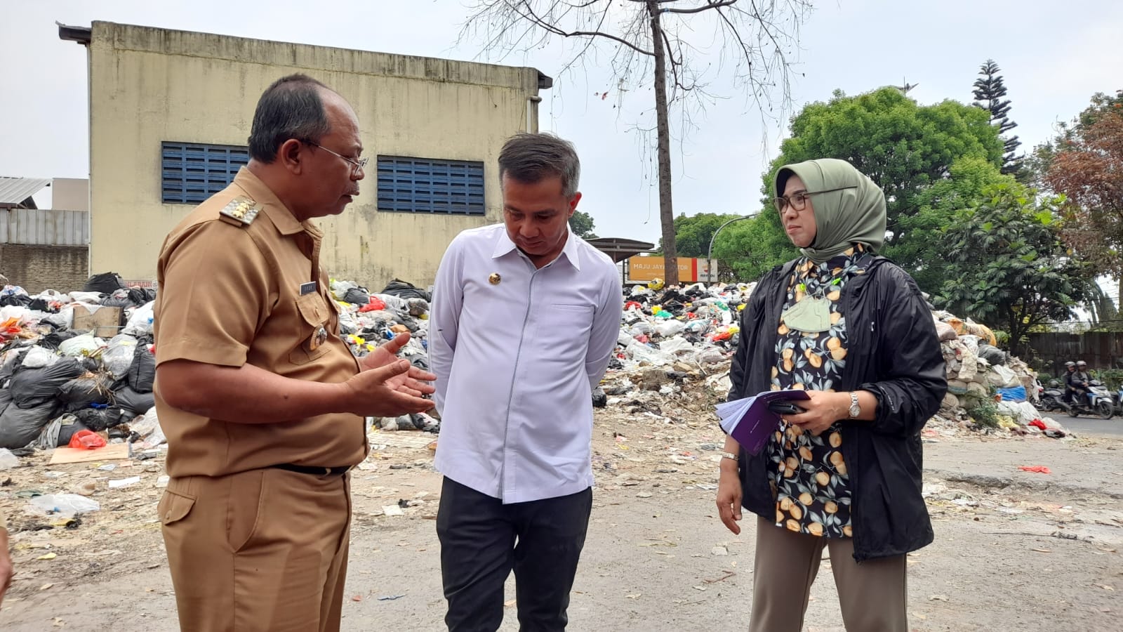 Cari Alternatif Sumber Tata Kelola Sampah, DLH Jabar Minta Kurangi Sampah Organik – jabarekspres.com