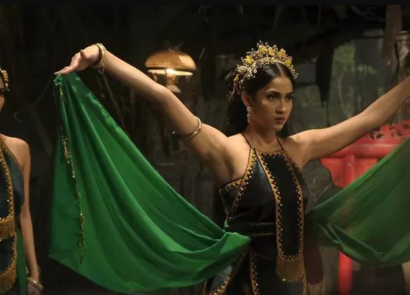 Daftar Pemain Film Terbaru KKN di Desa Penari 2: Badarawuhi ...