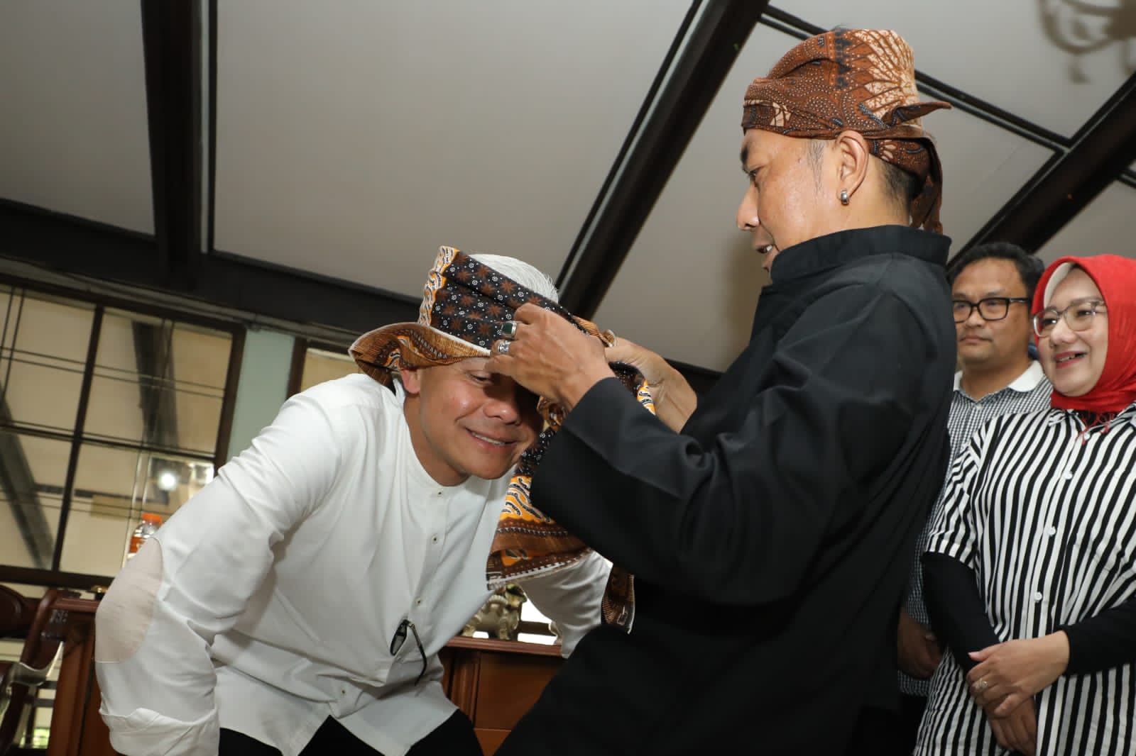 Ganjar Pranowo Diangkat Jadi Keluarga Solihin GP – jabarekspres.com