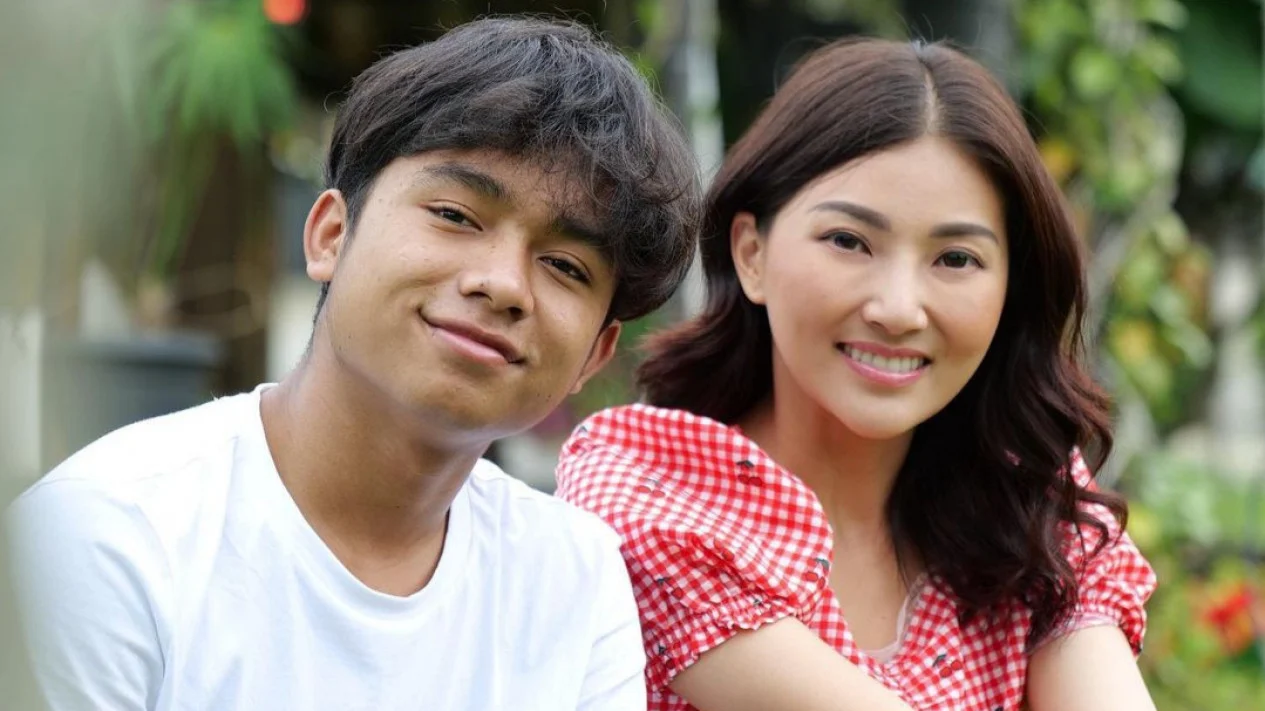 Kedekatan Sarwendah dan Betrand Peto Menjadi Sorotan Warganet, Begini Komentarnya – jabarekspres.com