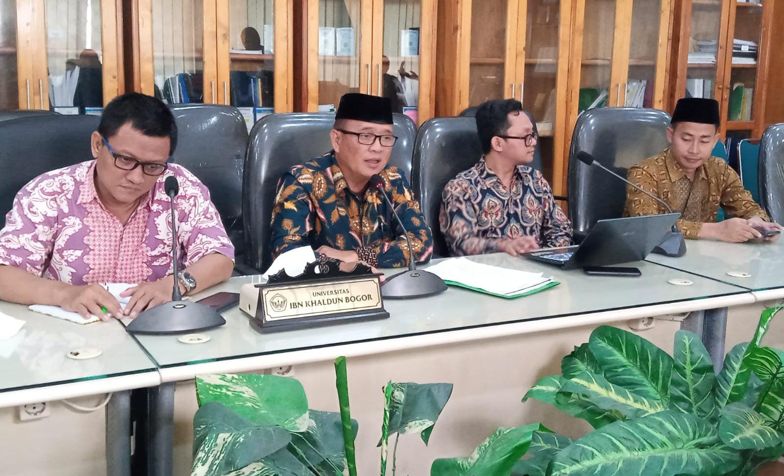 Dosen UIKA Bogor Diduga Lecehkan Mahasiswi, Pihak Kampus Kalangkabut Cari Fakta Kebenaran ...