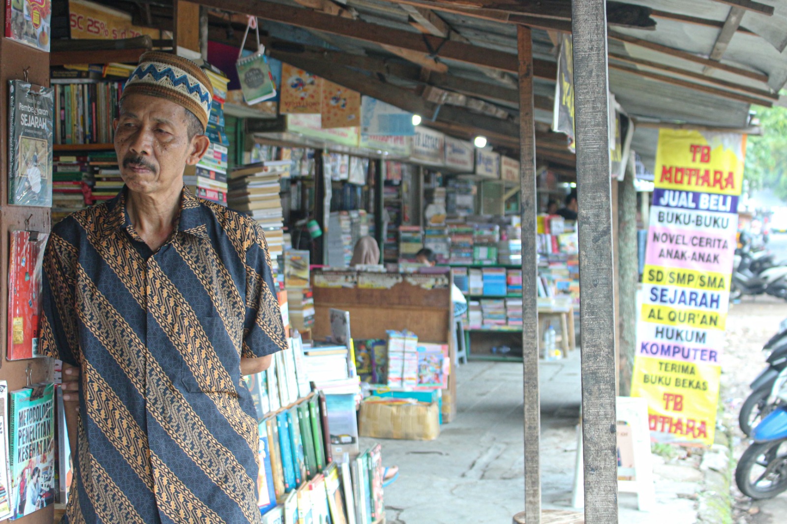 Pasar Buku Palasari Bandung yang Kian Redup – jabarekspres.com