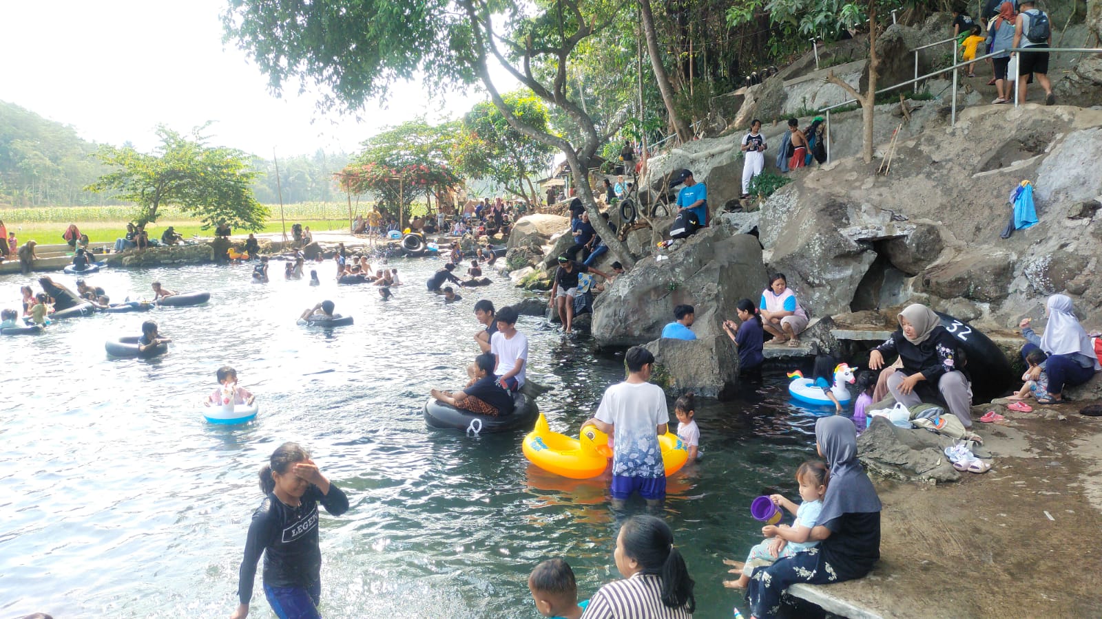 Mata Air Cikandung di Sumedang Tak Surut, Meski Musim Kemarau Berkepanjangan – jabarekspres.com