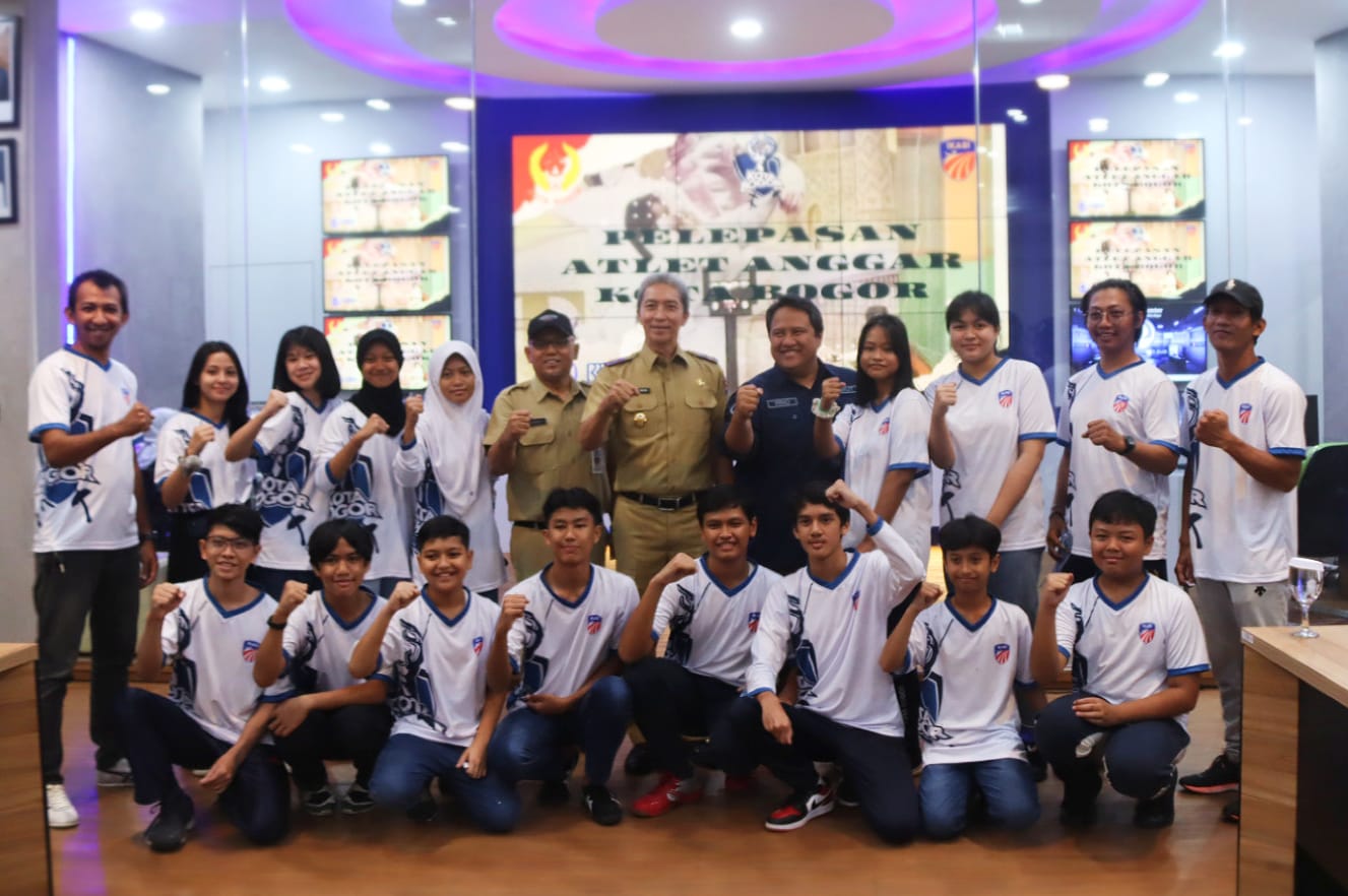 Terjunkan 26 Atlet Anggar di Jabar Open Championship, Kota Bogor ...