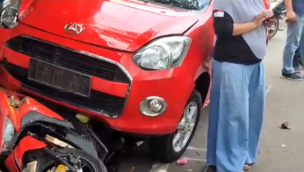 Mobil Ugal-ugalan di Sukabumi ‘Kirim’ 4 Orang Menuju RS – jabarekspres.com