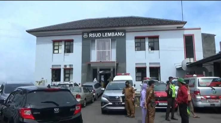 TPT RSUD Lembang Ambruk, Nyaris Timpa Ruang Manajemen – jabarekspres.com