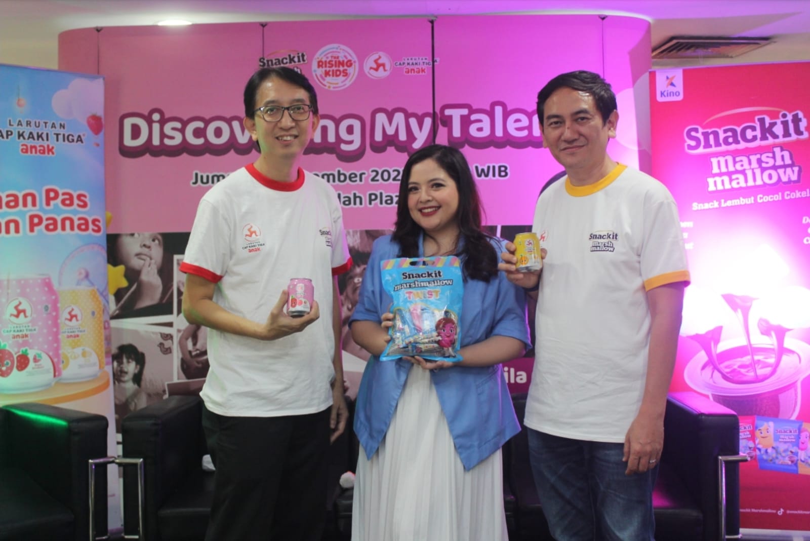 Snackit Marshmallow dan Cap Kaki Tiga Anak: Kunjungi Bandung, The ...