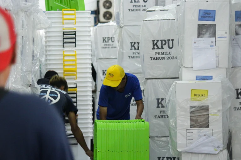 Komisi Pemilihan Umum (KPU) Jawa Barat Tanggapi Aparat Masuk Grup ...