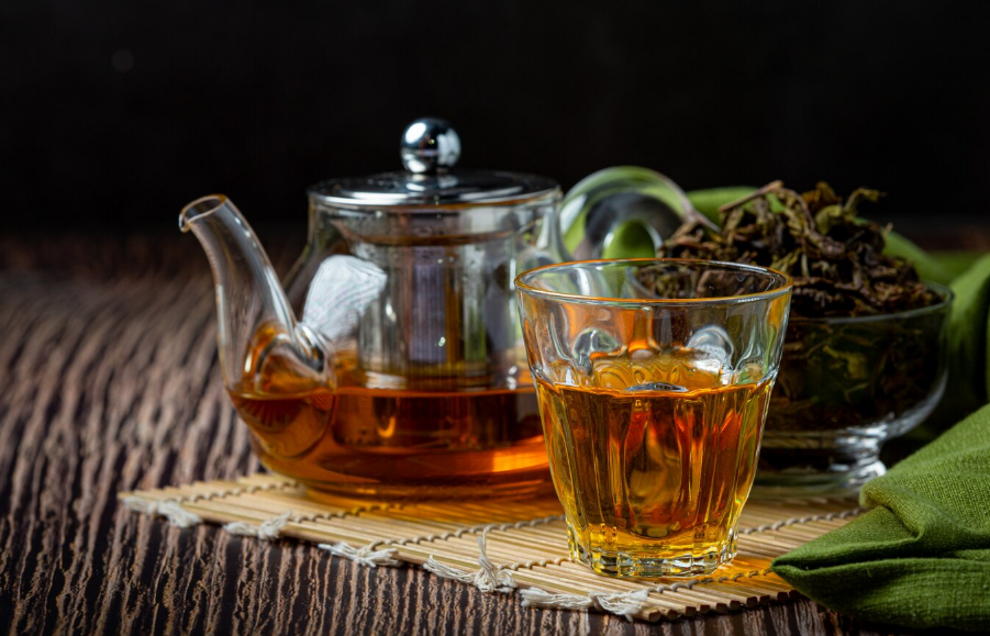 Selain Menyegarkan, ini 7 Manfaat Minum Air Teh Tawar Bagi Kesehatan ...