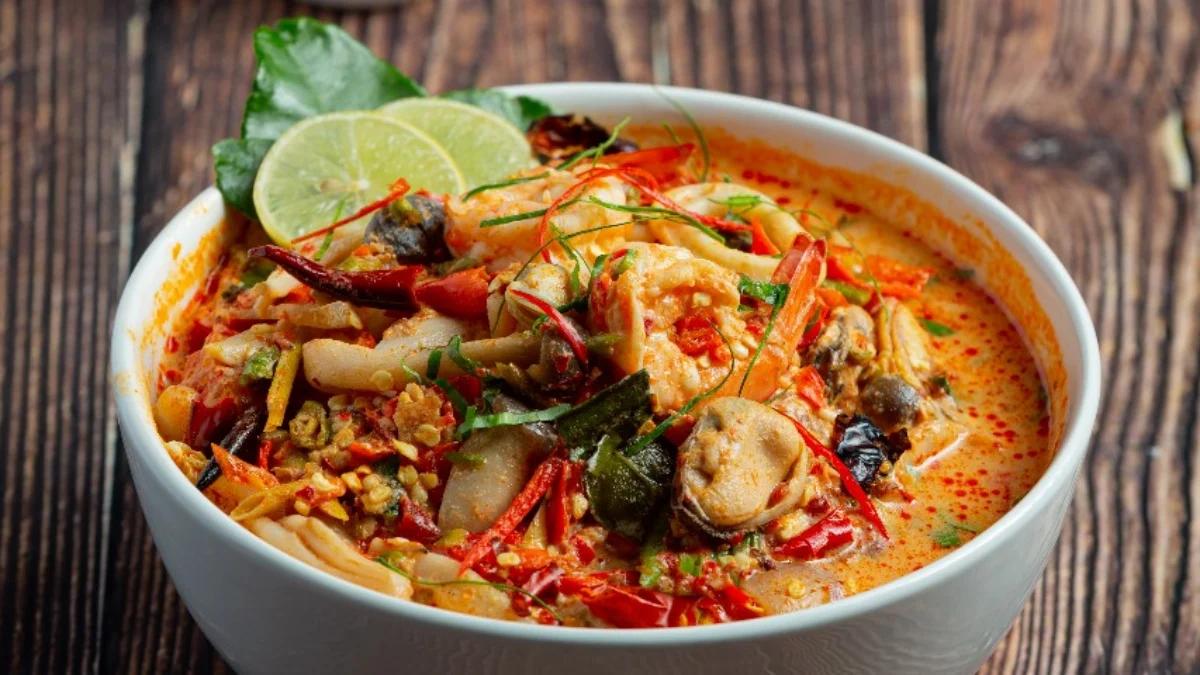 Resep Laksa, Sup Pedas dengan Cita Rasa Rempah yang Kaya – jabarekspres.com