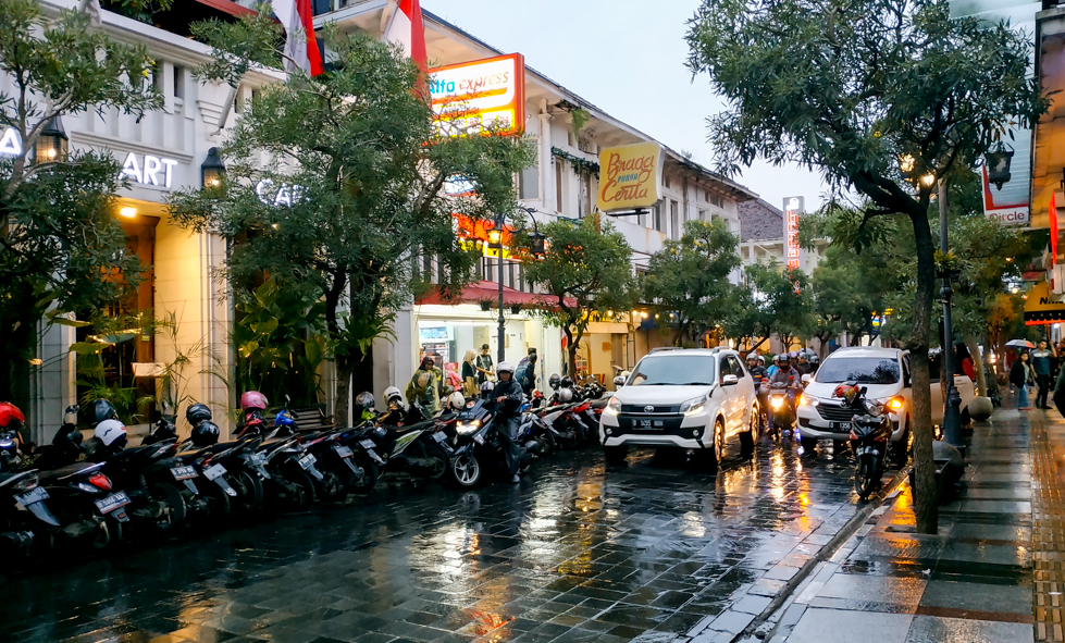 Tempat Ngabuburit Terfavorit di Bandung yang Tak Pernah Sepi Pengunjung ...
