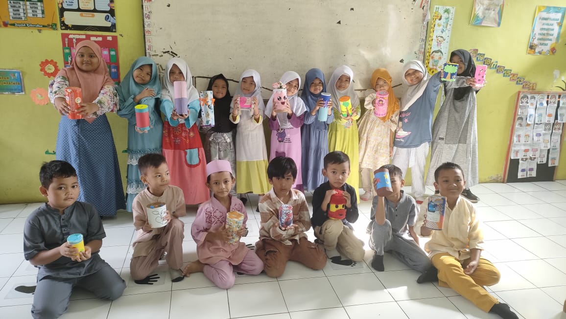 Keren! SD Negeri 1 Banjar Salurkan Infak Belasan Juta dari Hasil ...