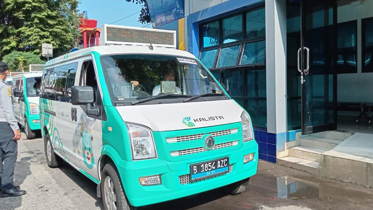 Alibo, Angkot Listrik Resmi Mengaspal di Kota Bogor hingga Juni 2024 ...