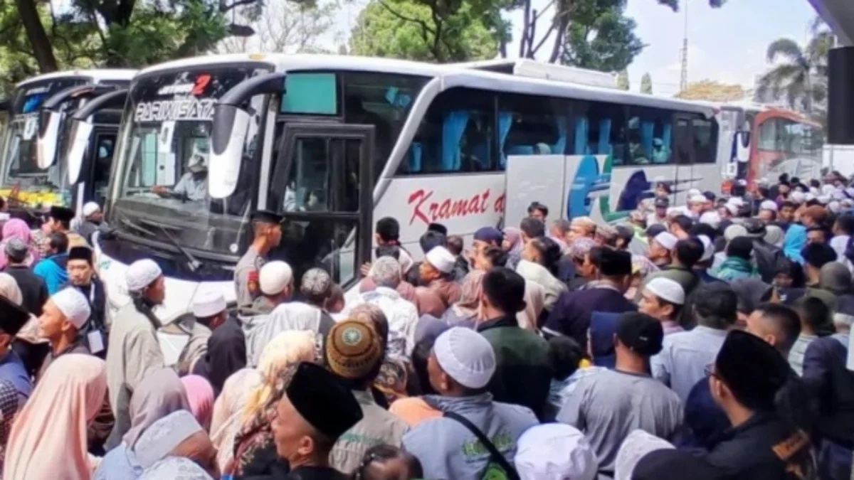 438 Peserta Haji Kloter 2 Asal Garut Kembali ke Tanah Air dalam Keadaan ...