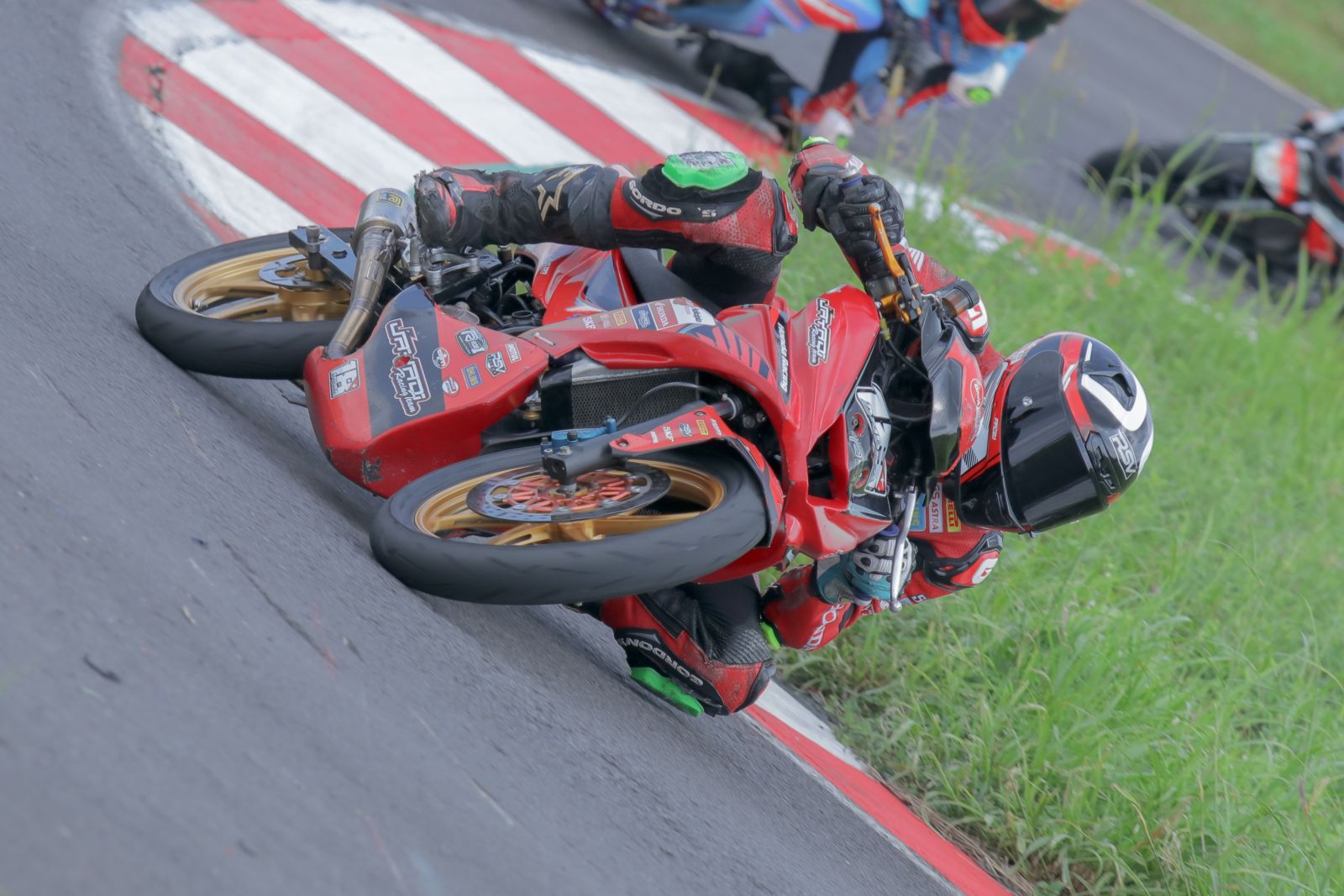 Tim Balap Honda Daya Jayadi Racing Team Amankan Poin Penting di Seri ...