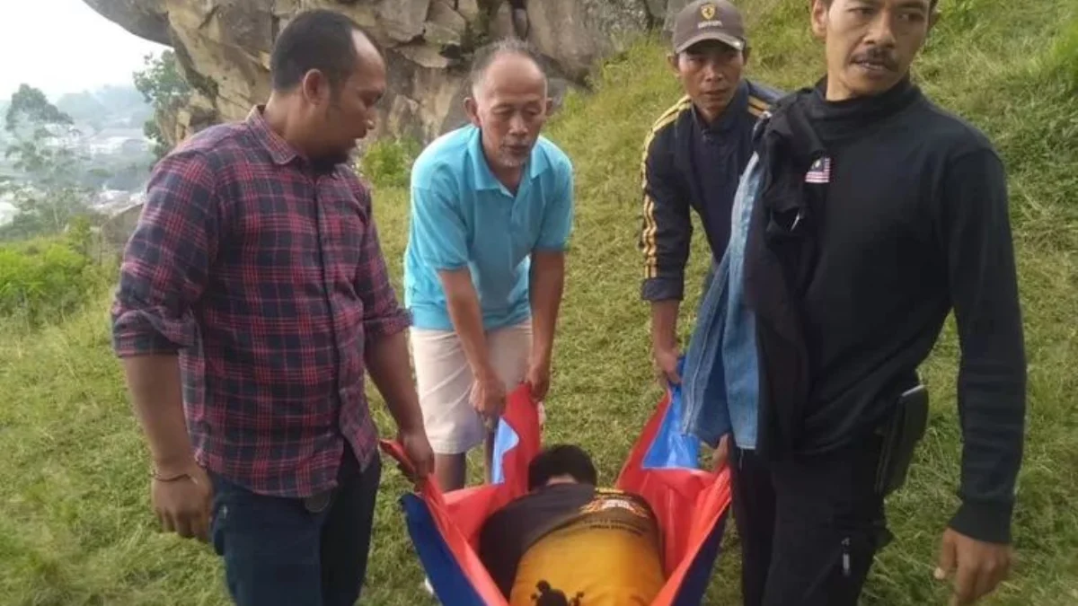Diduga Depresi Ditinggal Menikah, Pria Asal Lembang KBB Nekat Loncat dari Tebing Setinggi 20 ...